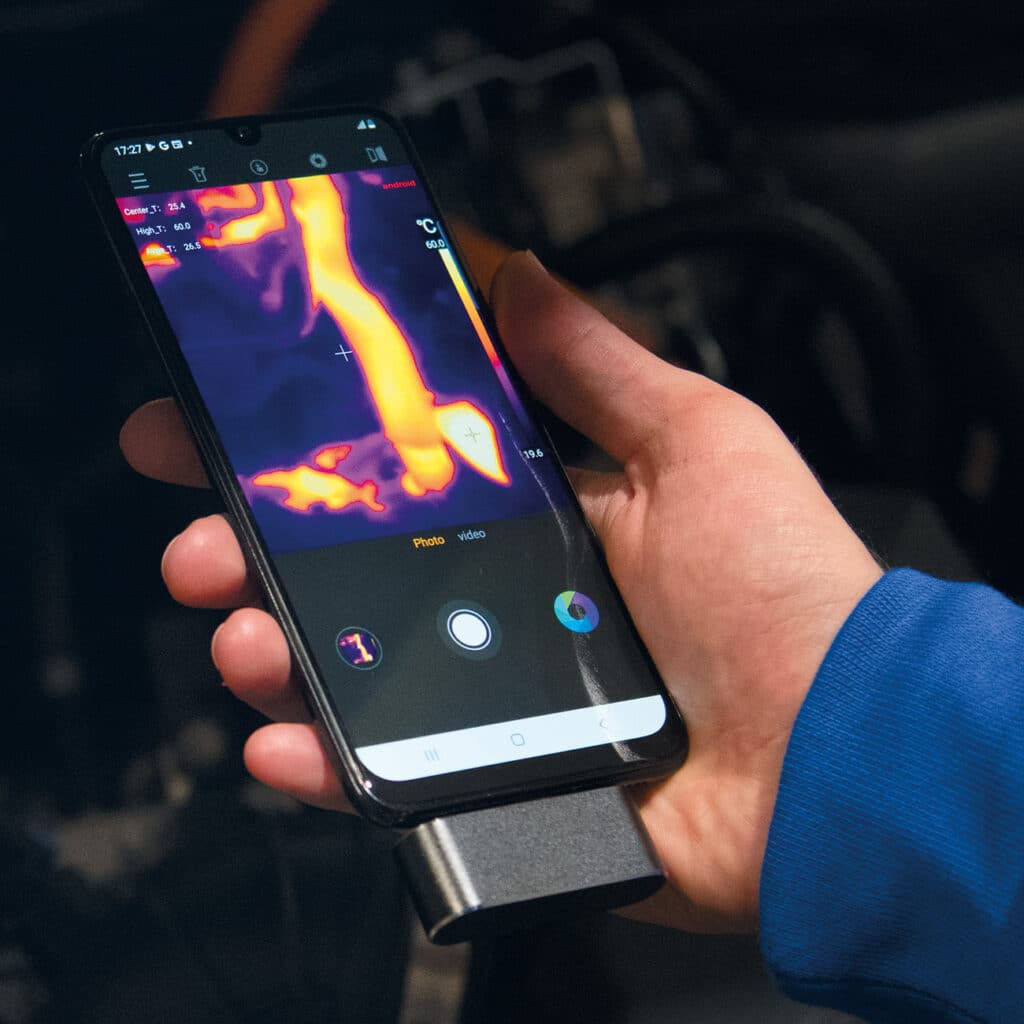 Compacte warmtebeeldcamera voor smartphones